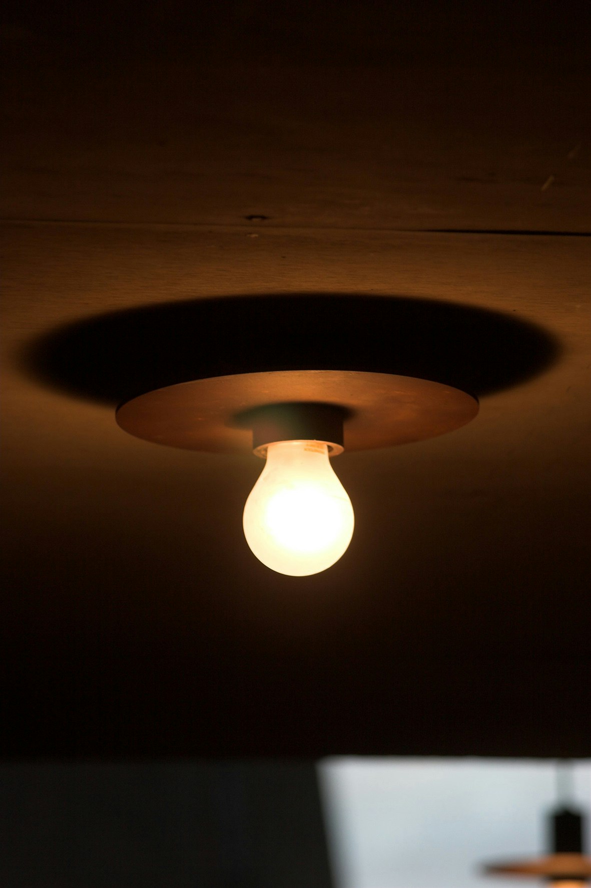 Bespoke light fitting - Haworth Tompkins